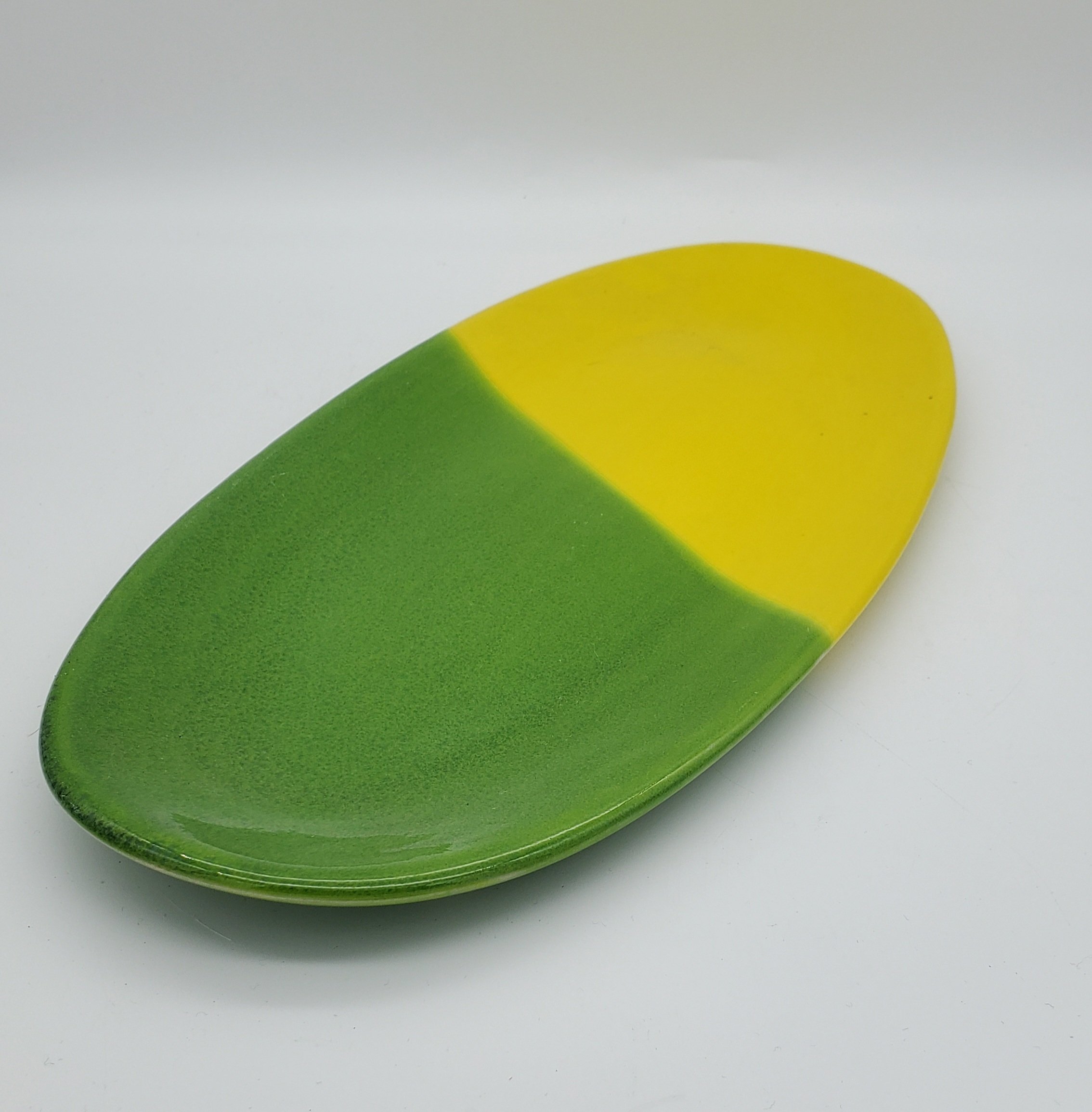 Lime/Yellow Oval Platter – Shifra's Gallery